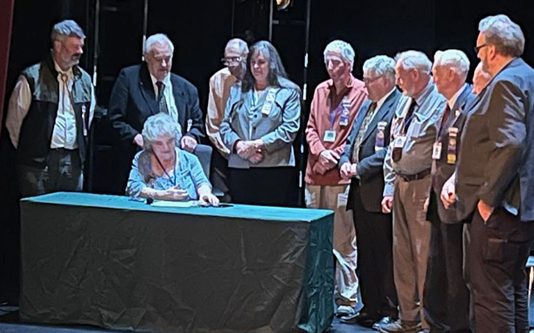 Pioneers of Alaska - Grand Igloo